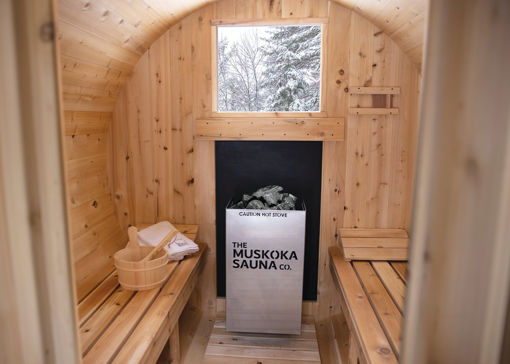 Premium 7'x 10' Barrel Sauna With 3 Change Room – The Muskoka Sauna Co
